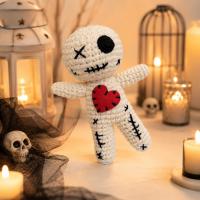 China Crochet Voodoo Doll Set Halloween Plush Decorations Handmade Style Spooky Party Decor Goth Room Ornament Festival Display Stuffed Yarn Doll for Haunted House Carnival Cosplay Gifts for sale