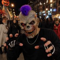China Realistic Zombie Skull Latex Mask with Purple Mohawk, Horror Full Face Halloween Mask for Adults, Scary Monster Costume Mask for Halloween Party, Cosplay Events, Haunted House for sale