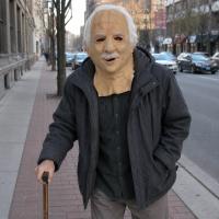 China Realistic Old Man Latex Mask with White Hair, Mustache and Wrinkled Elderly Face Design, Full Face Character Mask for Halloween Cosplay Costume Party, Stage Performance, OEM Factory Supplier for sale