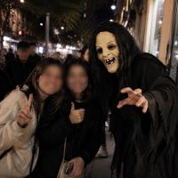 China Realistic Horror Latex Mask with Long Black Hair, Creepy Wrinkled Face and Realistic Teeth Design, Full Face Scary Mask for Halloween Cosplay Costume Party, Haunted House, OEM Factory Supplier for sale