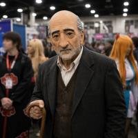 China Realistic Old Man Latex Mask, Bald Grandpa Full Head Mask with Detailed Wrinkles, Gray Hair and Beard, Elderly Face Costume for Halloween, Cosplay, Party, Haunted House, Theater and Adult Role Play for sale
