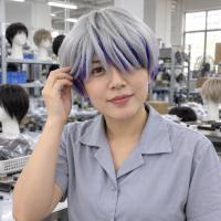 China Silver Purple Ombre Short Spiky Cosplay Wig, Layered Messy Straight Anime Costume Wig for Men Women, Synthetic Heat Resistant Wig with Bangs, Ideal for Halloween Party for sale
