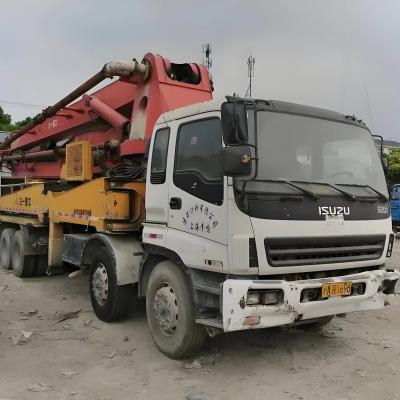 China Used Putzmeister Hydraulic Concrete Pump Trailer 121 Feet Z-Shaped Boom 100m³/h Output 380V Electric for sale