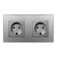 China 157*86*40mm Switch and Socket with 16A Rating and Tempered Glass Panel for Home and Office for sale