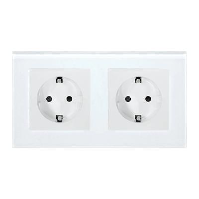 China 16A Current Rating Wall Switch and Socket with 60mm Installation Hole Spacing and 94-V0 Fireproof Rating for sale