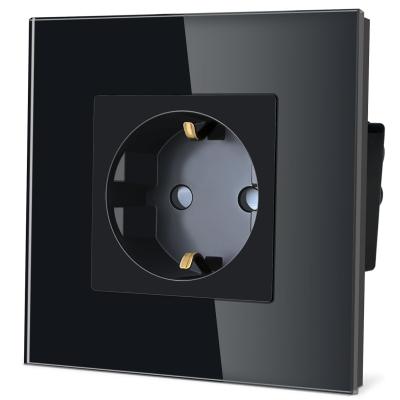 China UBARO 86×86×35mm Wall Mounted Switch Socket with 3500W Rated Power and 3-Year Warranty for sale