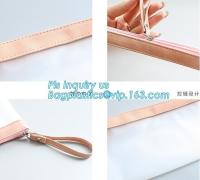 China promotion zipper pencil bag, Waterproof and shockpfoof Triangular pencil bag silicone pencil bag students for sale