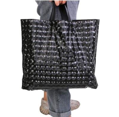 China Shopping Totes Merchandise Bags, Retail Clothing Grocery Boutique Shopping Bags With Handles, Christmas Gift Bag for sale