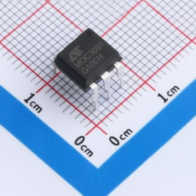 China Input output isolation optocoupler AOTE MOC3061M designed for motor control and lighting system dimming for sale