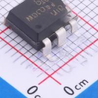 China Random phase AC power control optocoupler UMW MOC3020SM UMW with advanced photoelectric components for sale