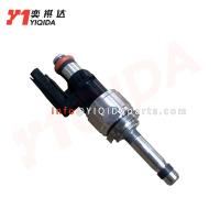 China 32140135 Auto Accessories Engine Parts Fuel Injector For Volvo XC90 XC60 V90 for sale