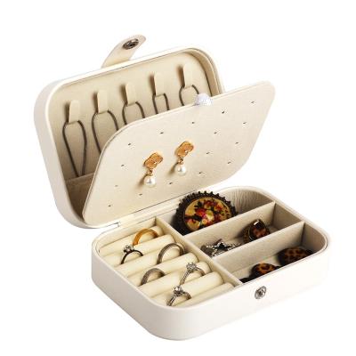 China Large Capacity Jewelry Organizer Box Scratch Free White For Rings Necklaces Earrings for sale