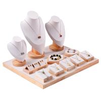 China Retail Wood Jewelry Holder Stand Display Set For Necklaces Pendants for sale