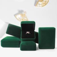China Luxury Jewelry Gift Packaging Box Set With Customizable Logo for sale