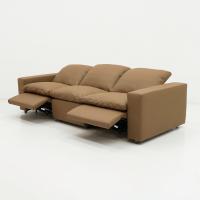China Adjustable Leather Modern Recliner Sofa Relaxed Design With Removable Covers for sale