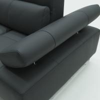 China Customized Color Recliner Couch Modern With Sliding Backrest And Optional Footrest for sale
