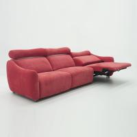 China Zero Wall Modern Recliner Sofa with Electric Footrest for sale