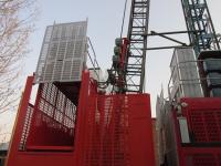China 35m/min Building Site Hoist Q345B Steel Temporary Construction Elevators for sale