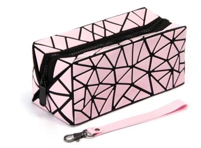China Foldable Makeup Toiletry Bag , Diamond Pattern PVC Cosmetic Travel Bag for sale