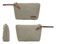China Eco Friendly Fashion Makeup Bag , Custom Logo Trendy Cosmetic Bags for sale