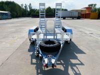 China 4000kg ATM ADR-Compliant Plant Trailer for Excavators & Agricultural Equipment - 5450×2400×2520mm Dimensions for sale