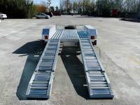 China Full Welded Scissors Lift Excavator Trailer Silver Heavy Duty Engineering Trailer ATM 3500kg for sale