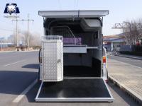 China 2 Horse Capacity Aluminum Steel Dual Axle Horse Trailer 4380x2500x2600 mm for Safe Equine Transport for sale