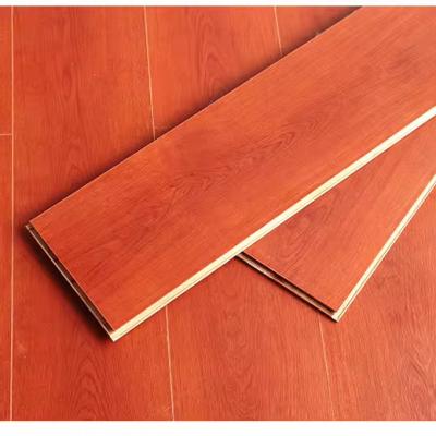 China Engineered Pattern Sheet Laminate Flooring 600x600mm Click Installation Bedroom for sale