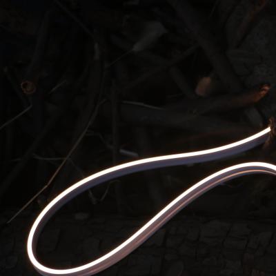 China SMD2216 Silicone LED Neon DC24V IP67 IP54 2700K 6W/m for sale