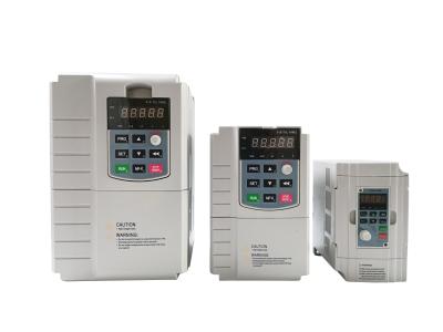 China GPRS MPPT Solar Water Pump Inverter 99.5% Efficiency 220V Single Phase for sale