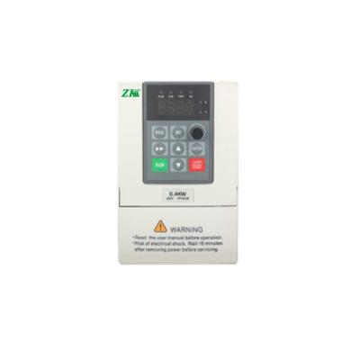 China 0.75kW to 4kW MPPT Solar Water Pump Inverter Single Phase Output for AC Pump 220V for sale