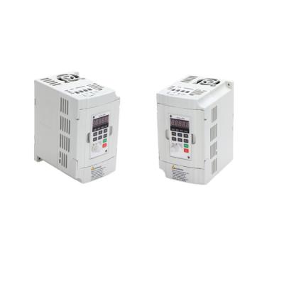 China 0.75kW 3 Phase MPPT Solar Pump Inverter DC to AC VFD for 220V 380V Pumps for sale
