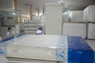 China Queen Size Mattress Storage Bag PE Plastic Vacuum Hot Stamping for sale