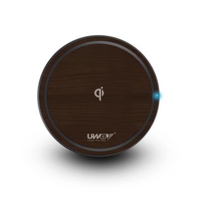 China 10W Inductive Wireless Charging Qi Standard Devices With LED Light for sale