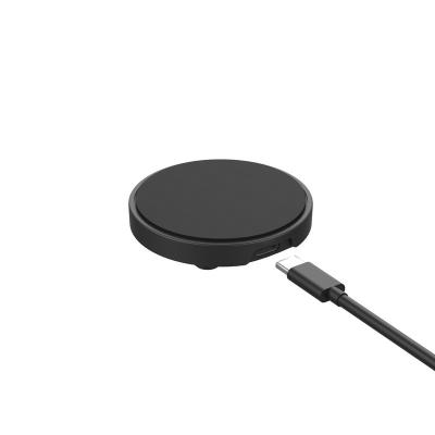 China Sticky Fast Charge QC3.0 Qi Wireless Charging Pad Mobile Game Mate for sale