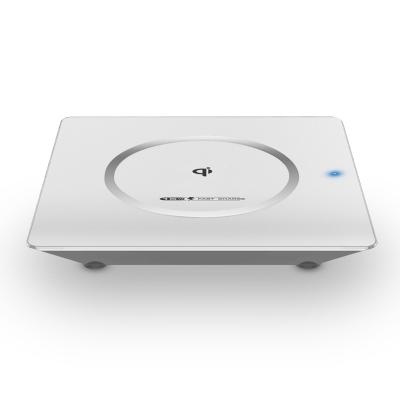 China Square Ultra Thin Qi Wireless Charging Pad 10W 7.5W Phone Inductive Charging With USB Output for sale