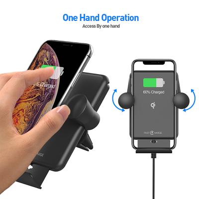 China Qi Automatic Car Mount Qi Wireless Charger 10W Fast With Air Vent Clip for sale