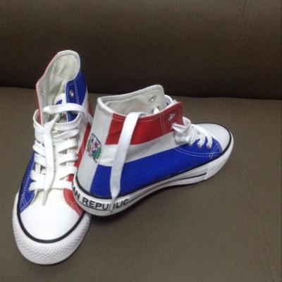 China White Canvas Sports Shoes for Men Women Lightweight Breathable Casual Sneakers for sale