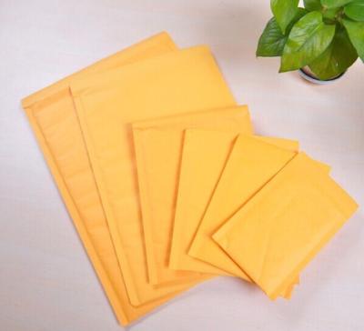 China Shockproof Kraft Paper Bubble Wrap Envelope 12x18 Inch for Secure Shipping for sale
