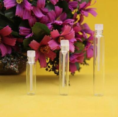 China 1ml Perfume Sample Bottles Mini Glass Vials for Custom Fragrance Testing for sale
