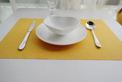 China PVC Adiabatic Placemat 4x4 Woven Mesh Yellow Table Mat Heat Resistant for sale