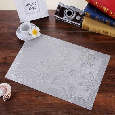 China Jacquard Weave Textilene PVC Placemats 45x30 cm Heat Resistant Meal Mats for sale