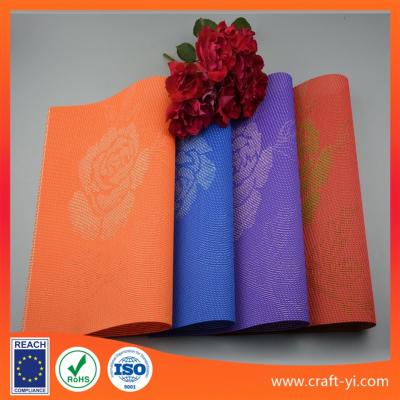 China Textilene Mesh Fabric Placemats and Coasters Set 12x18 Inch Heat Resistant Dinner Dish Mat for sale