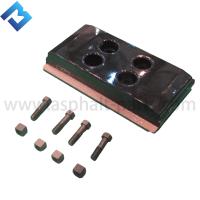 China 2046286/2360892 Integrated Track Shoes Original Standard Clawless Undercarriage System High Quality Road Construction for sale