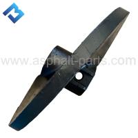 China 14669246 58831637 Main Engine Blade Single Offset Hole Right Universal Type For Asphalt Pavers for sale