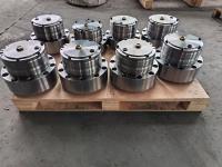 China Movable Bearing End W2000 W1900 Right Of Milling Drum 95594 For Road Milling Machine for sale