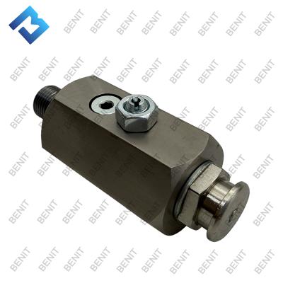 China 2306184 Pressure Reducing Valve S1800-3 Pressure Relief Valve Track Tensioning Grease Nozzle for Asphalt Paver Parts for sale