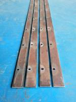 China asphalt paver wear parts S1880-3L AB600-3 2211961 wear resistant bar for sale