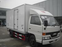 China Customizable FRP+XPS Foam Composite Refrigerated Truck Body with High Strength Structural Adhesive and Light in Weight Design for sale