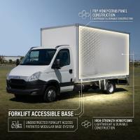 China Forklift Accessible Base FRP Honeycomb Dry Cargo Box with Panel Kit Assembly System for sale